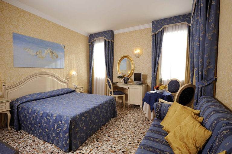 Hotel Ca’ Formenta Venice Official Site | Hotels near the Venice Biennale